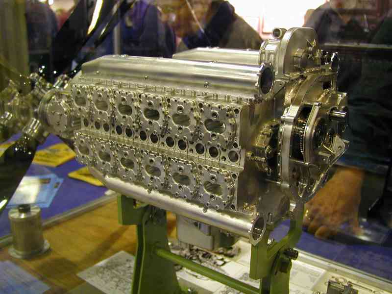 Small Running Engines for the Model nuts. - Pennock's Fiero Forum